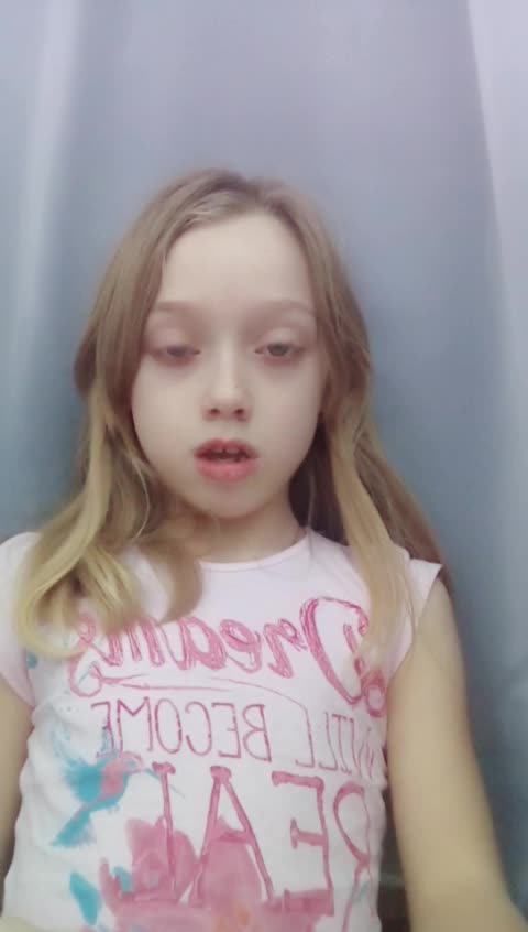 Kwai, capture the world, share your story.